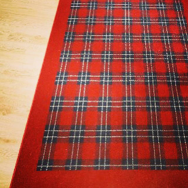 Free Tartan Rug or Runner With Every Order | First Floors